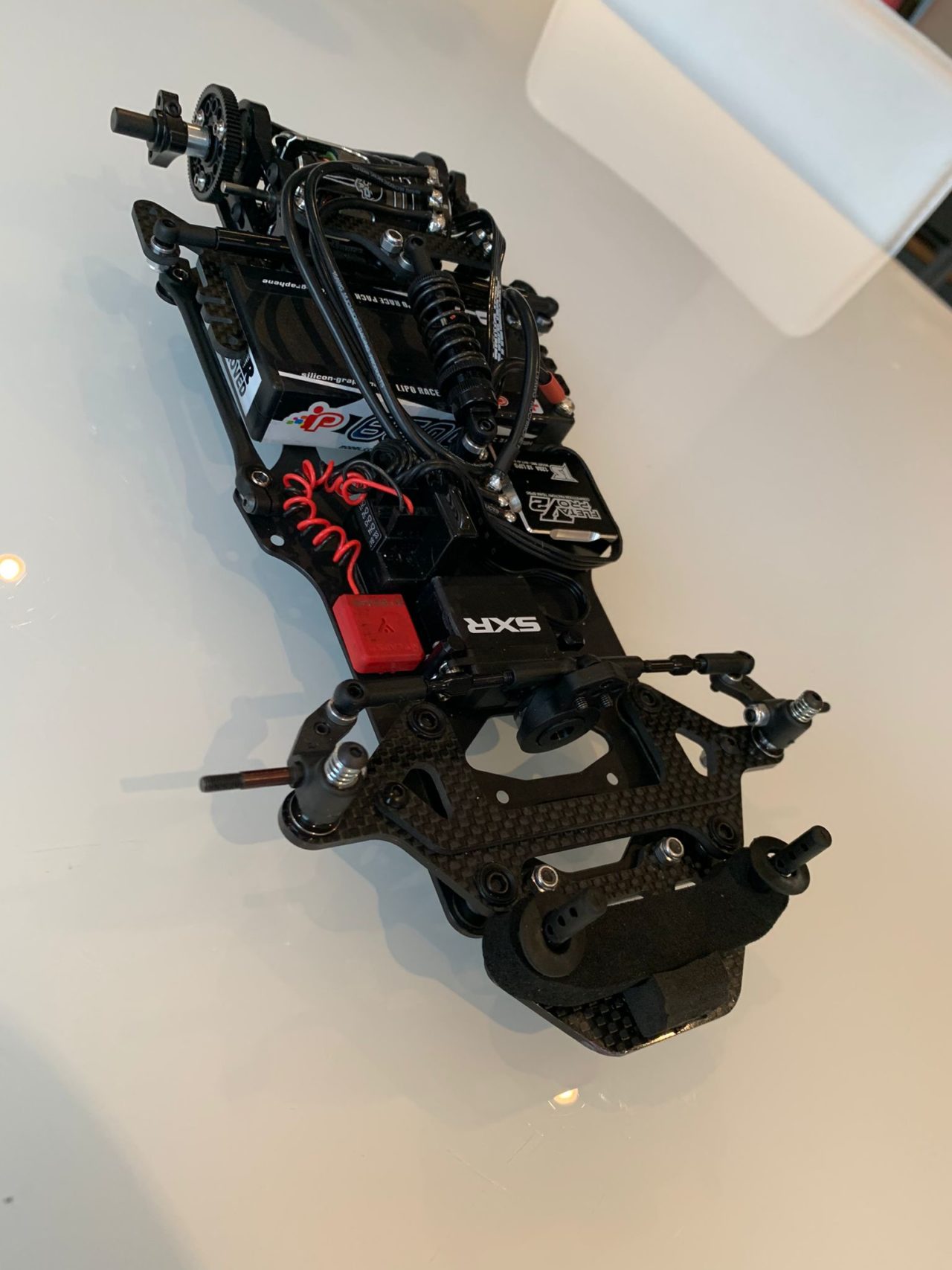 Team Pilote Swiss RC ProTech - première manche IRCR - 1/12 Pan Car ...